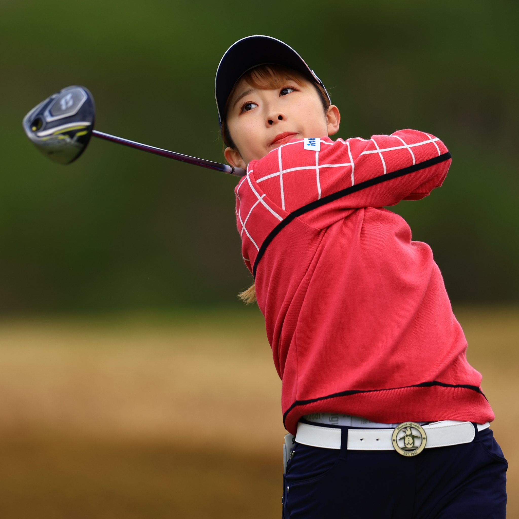 【JLPGA新人戦】ツアー2勝の“新人”川﨑春花がハイレベルな争いを制す – Myゴルフダイジェスト