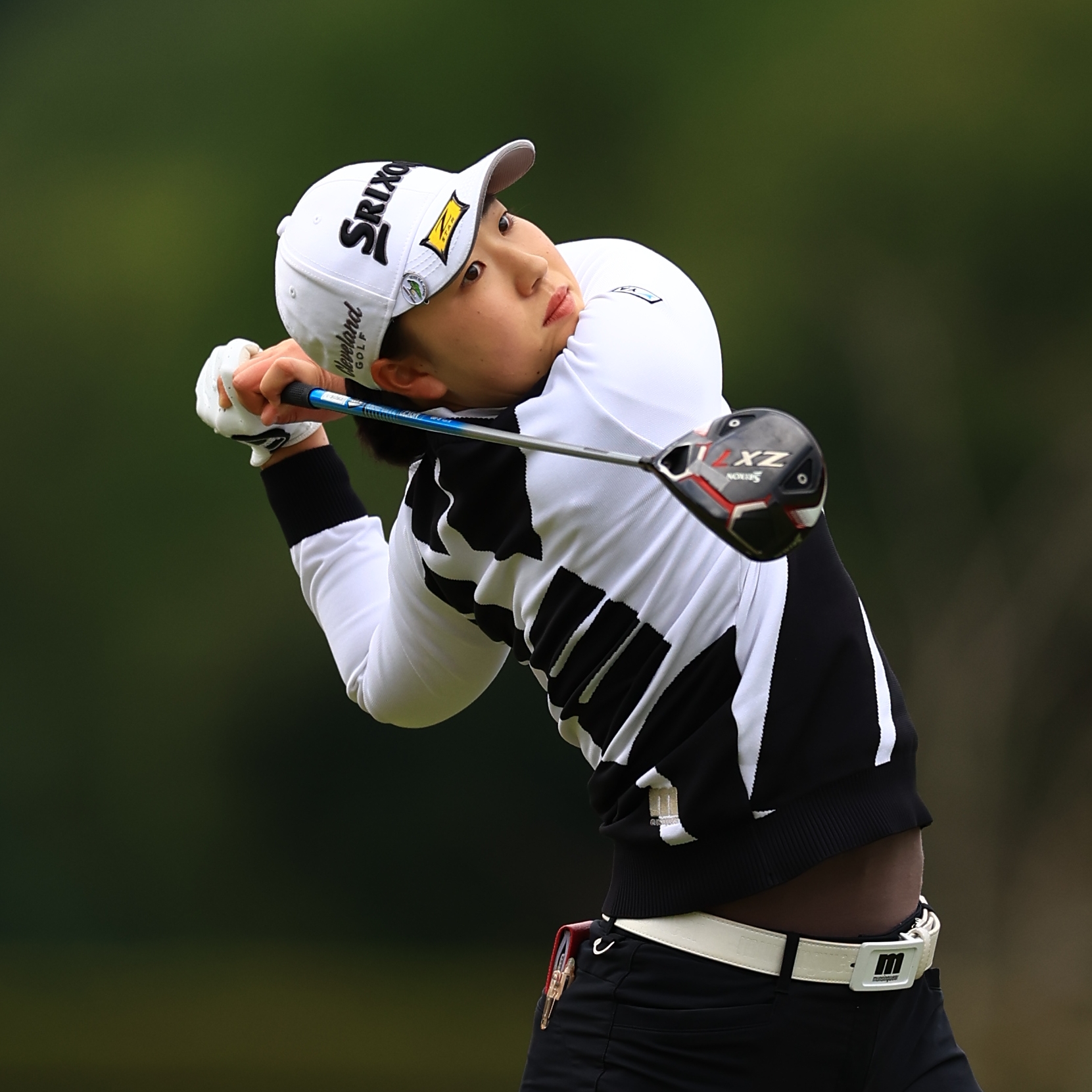 【JLPGA新人戦】ツアー2勝の“新人”川﨑春花がハイレベルな争いを制す – Myゴルフダイジェスト